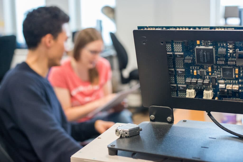 FPGA Engineer - Migration lounge